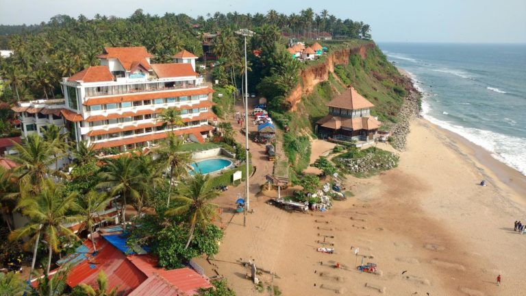 Best 3 Varkala Cliff Resorts with Swimming Pool near Beach
